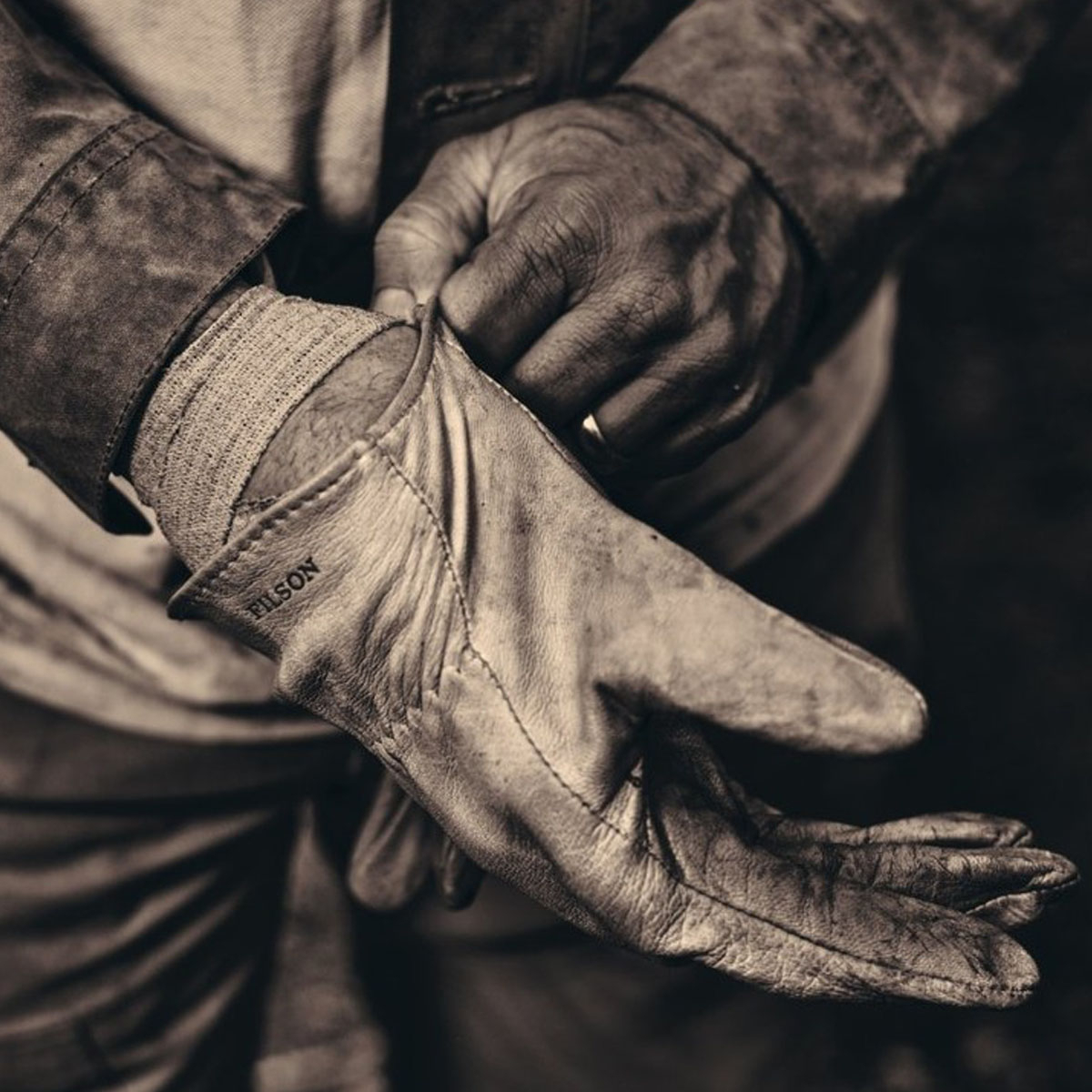 Filson Original Goatskin Gloves Tan, soft work gloves made with fine ...