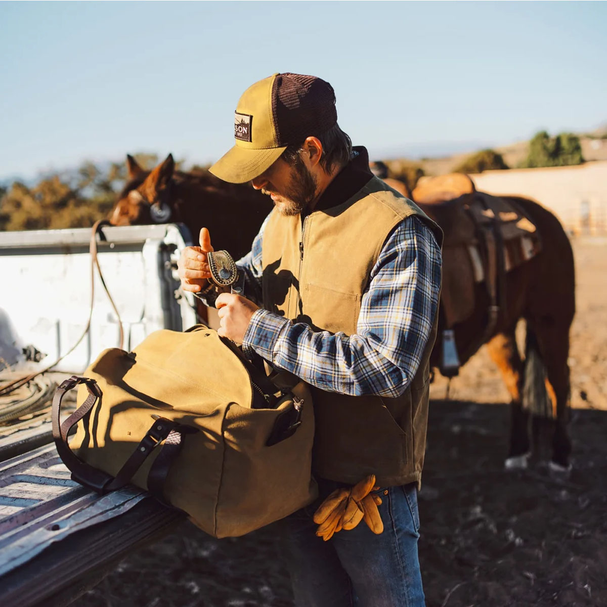Filson Tin Cloth Insulated Work Vest Dark Tan, tough work vest