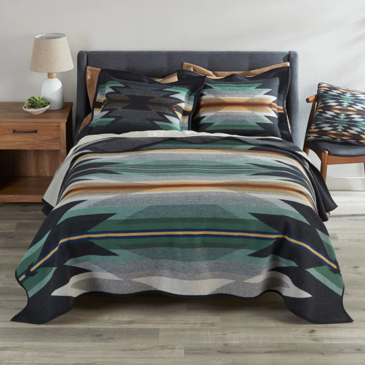 Pendleton Jacquard Unnapped Robe Wyeth Trail Oxford